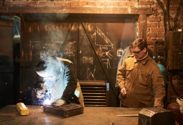 How Much Does a Welder Make in Texas? 2025 Salary Guide